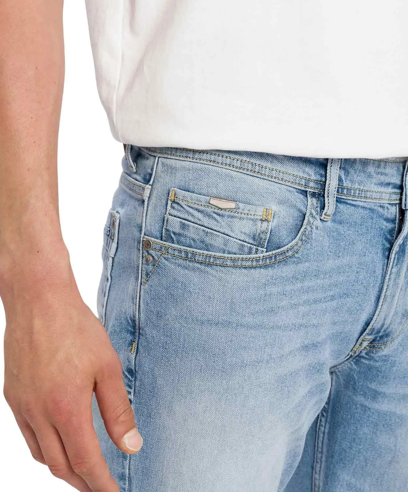 Cross Jeans Antonio im Relaxed Fit in hellblau