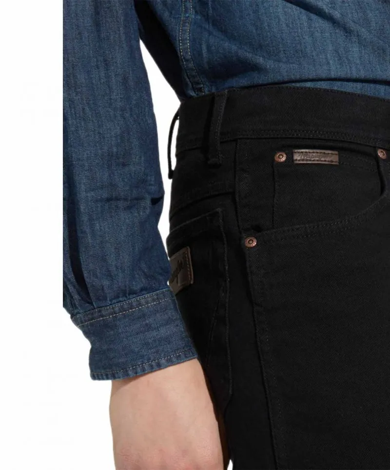 Wrangler Texas Stretch Jeans in Black Overdye