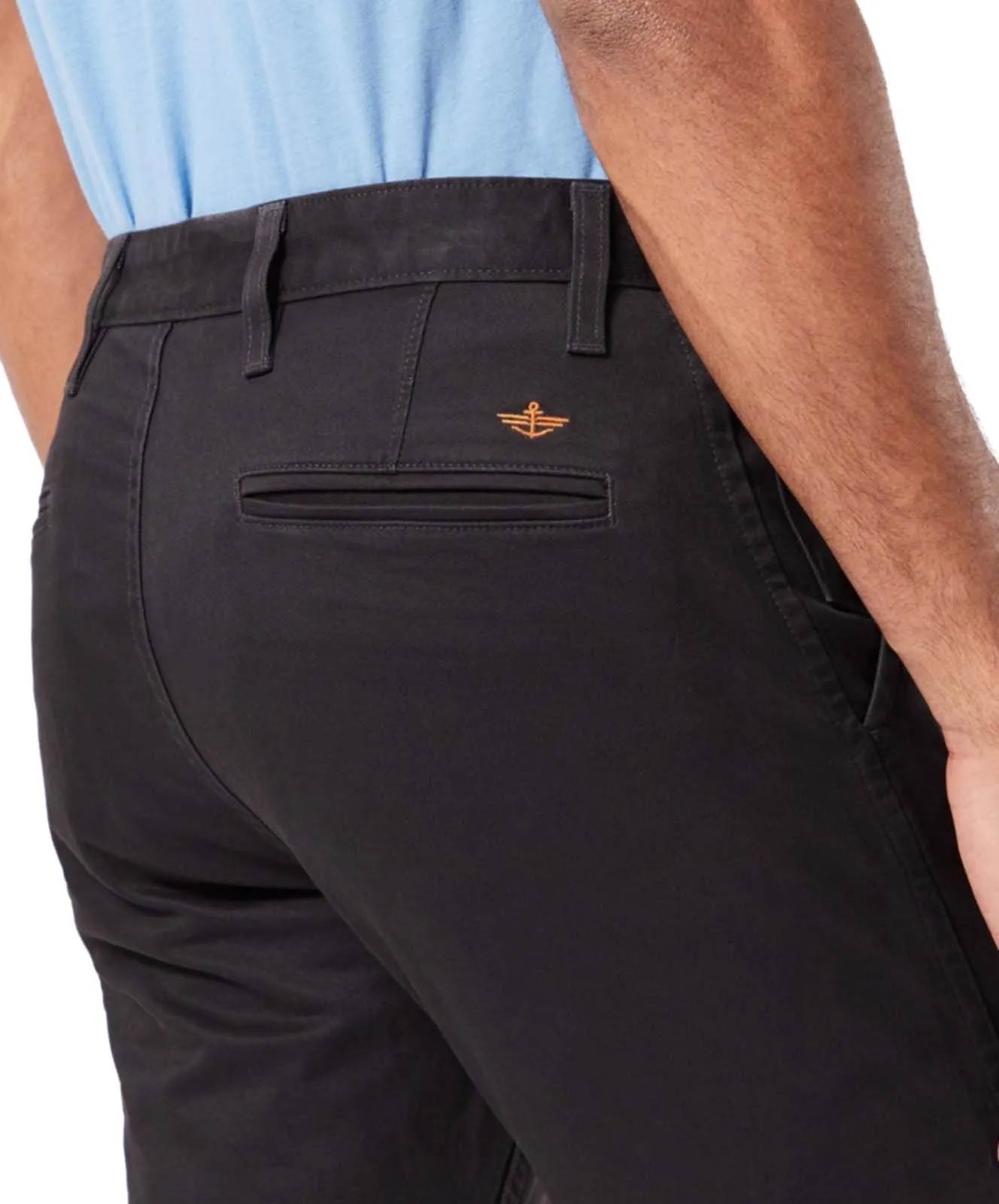 Dockers Slim Fit Hose Alpha Original in schwarzer Chino Form | JEANS ...