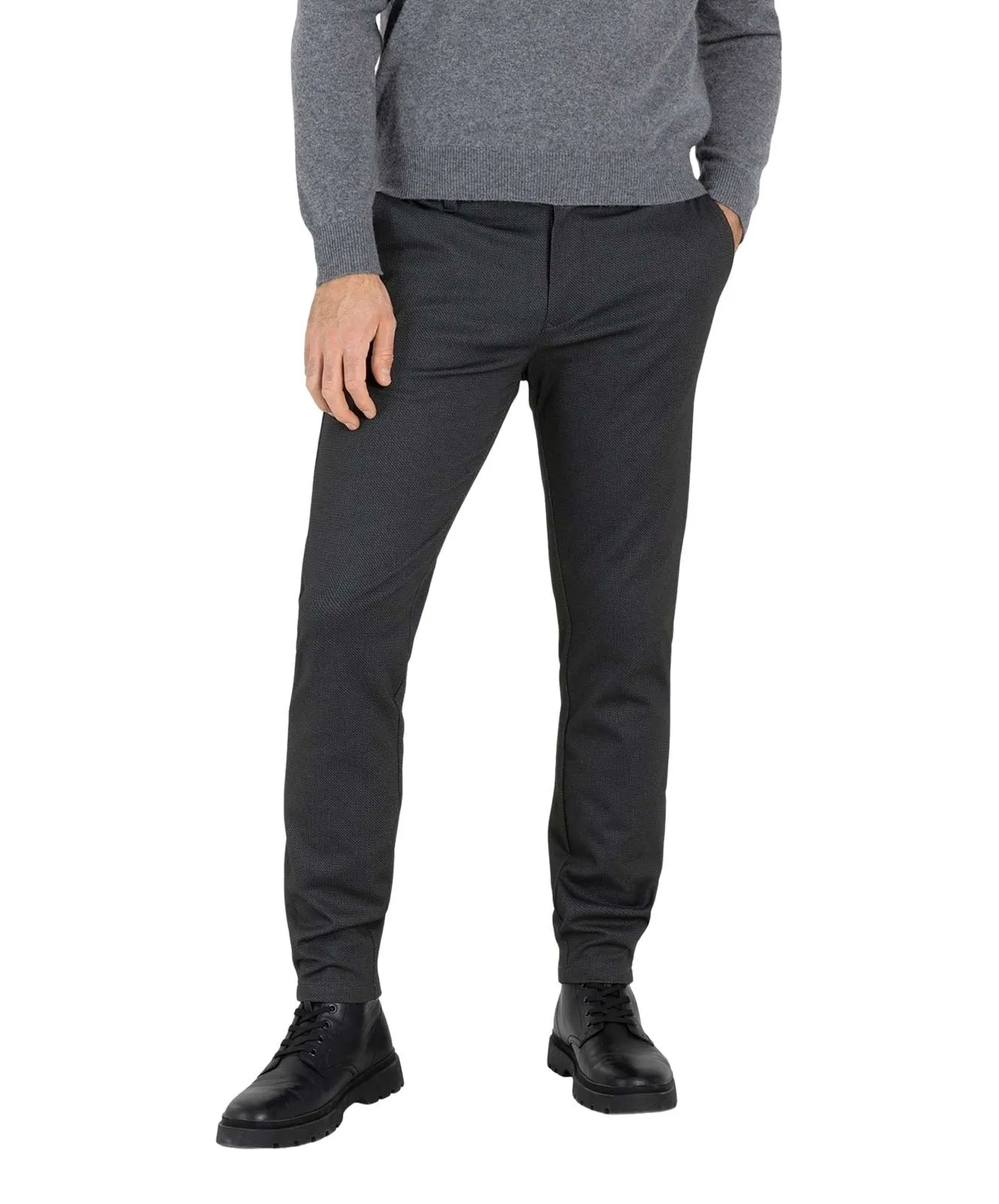 MAC Griffin Hose in Schwarz mit dezentem Karomuster