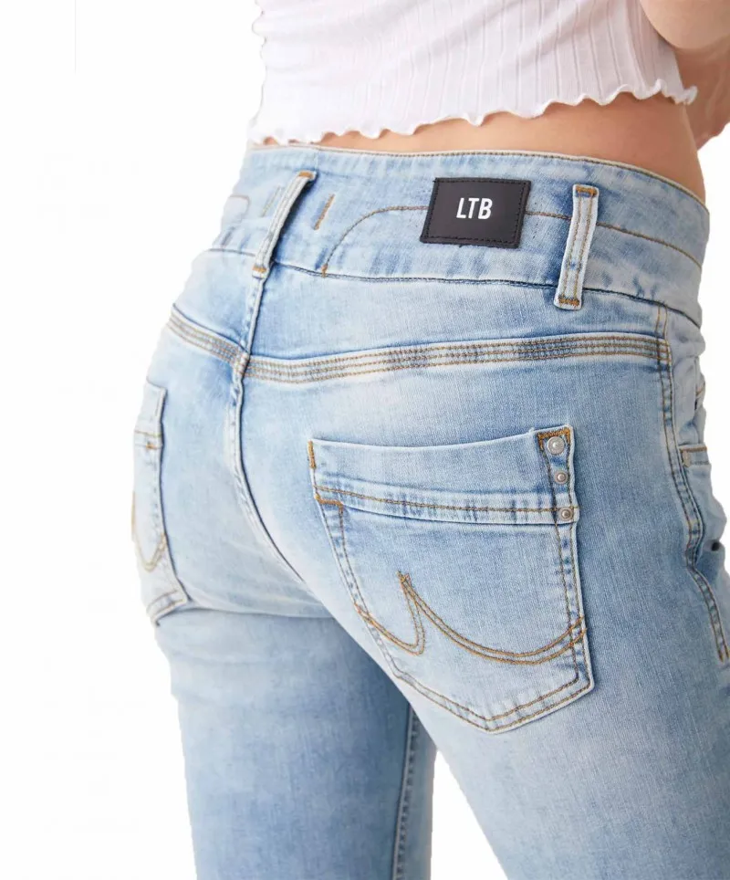 LTB Jeans Slim Fit Zena mit Doppelknopf in Hellblau